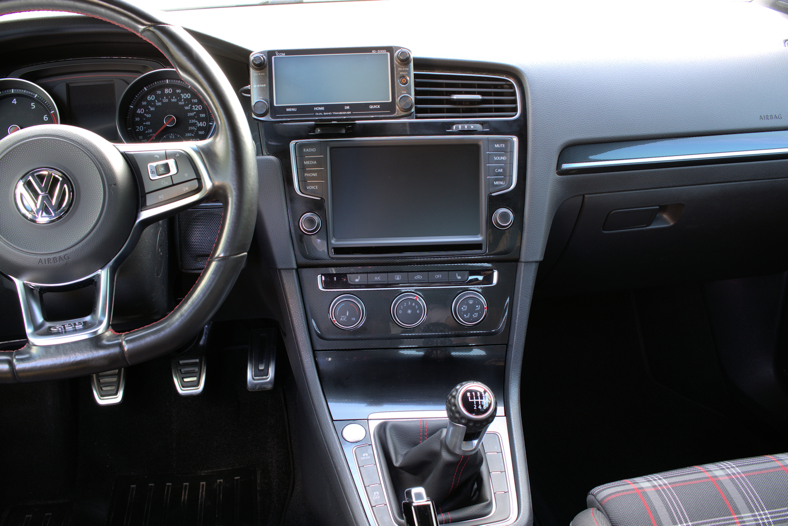 Display-ProClip-08 | Stealth GTI